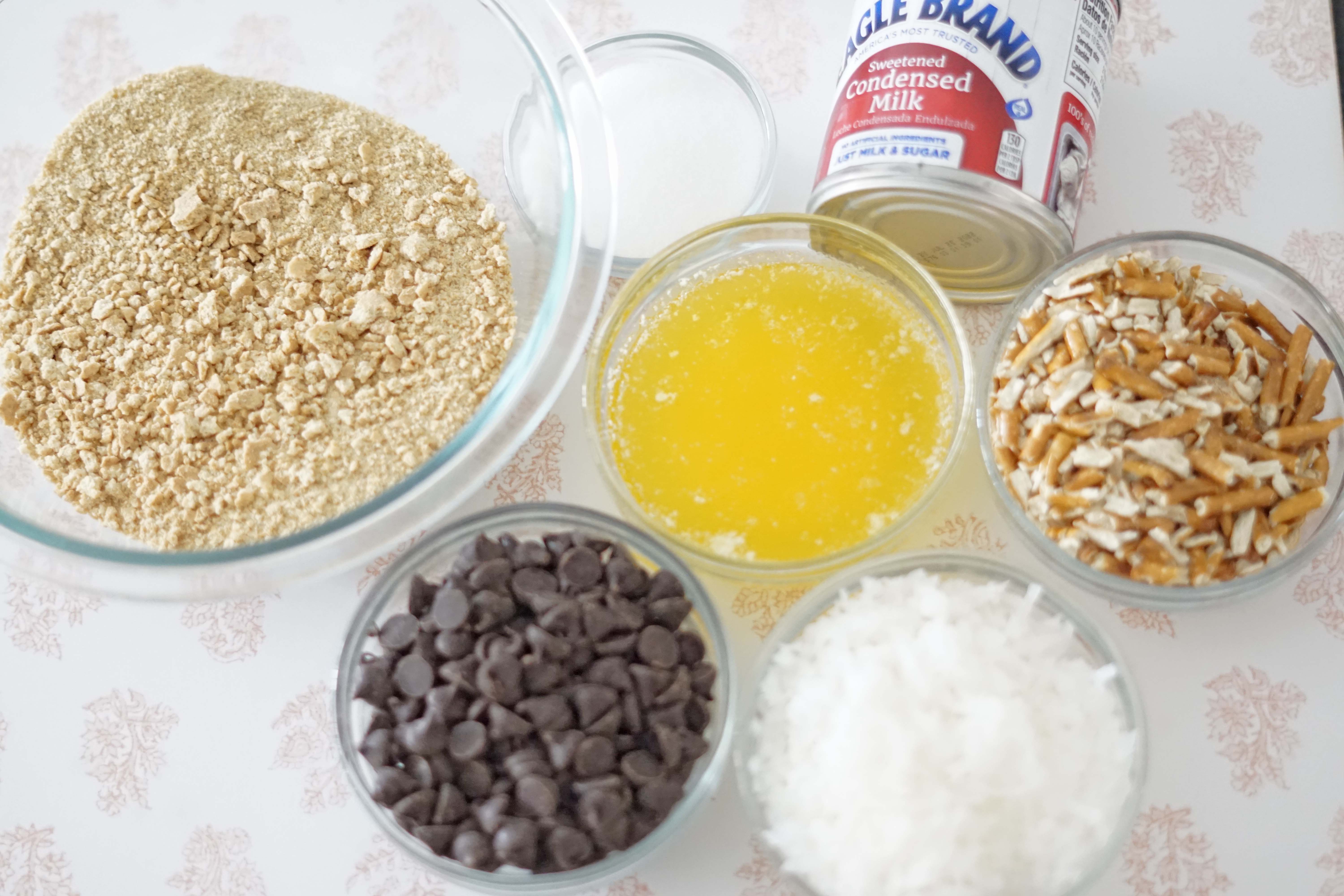 Nut Free Hello Dolly Bars – Allie and the Oven